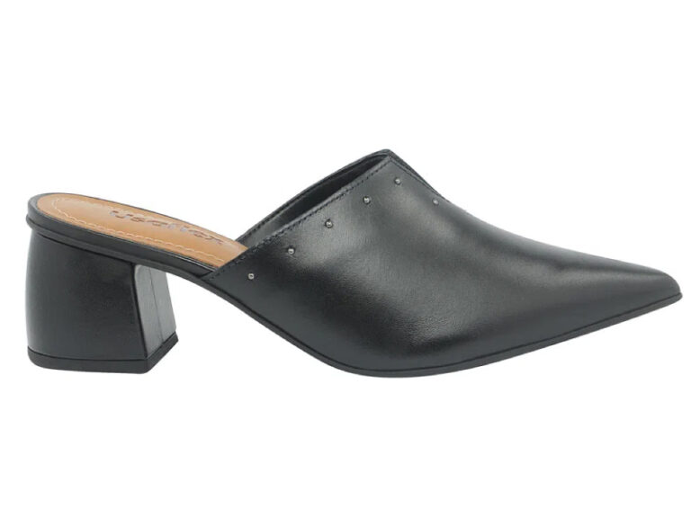 Sapato Mule: saiba o que é e como usar este clássico da moda